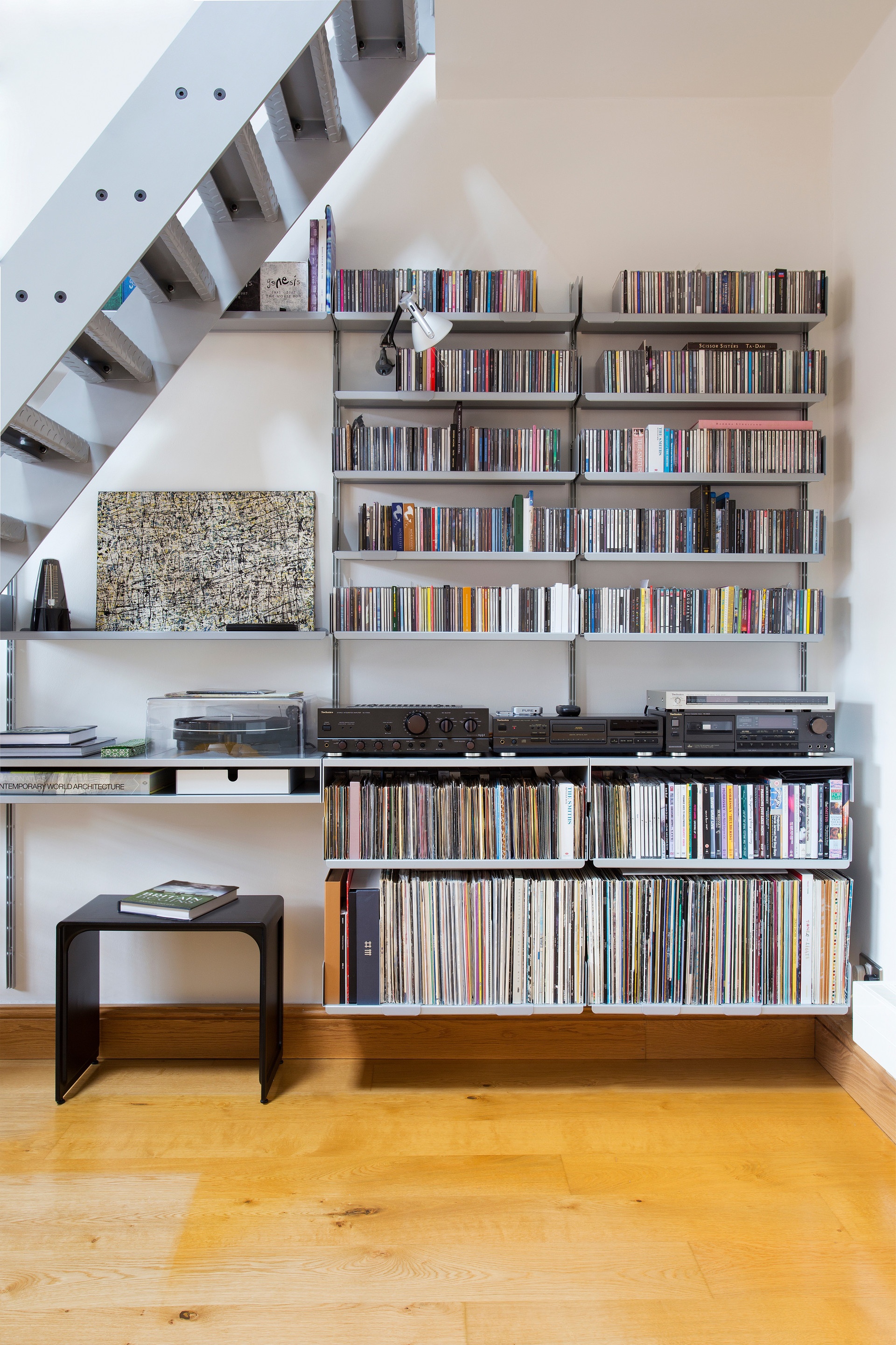 Gallery | 606 Universal Shelving System | Vitsœ