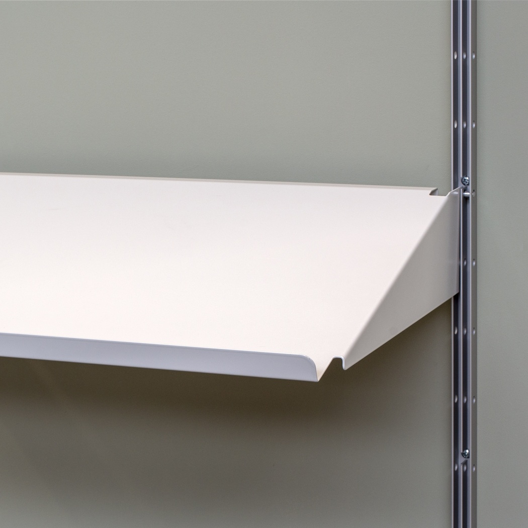 Shelves and prices | 606 Universal Shelving System | Vitsœ