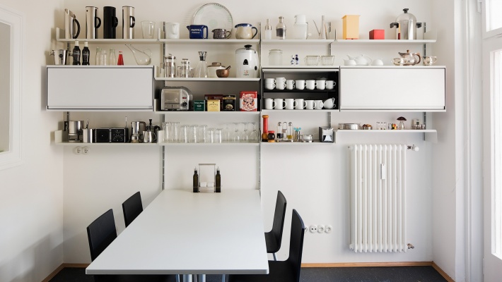 606 Universal Shelving System | Vitsœ